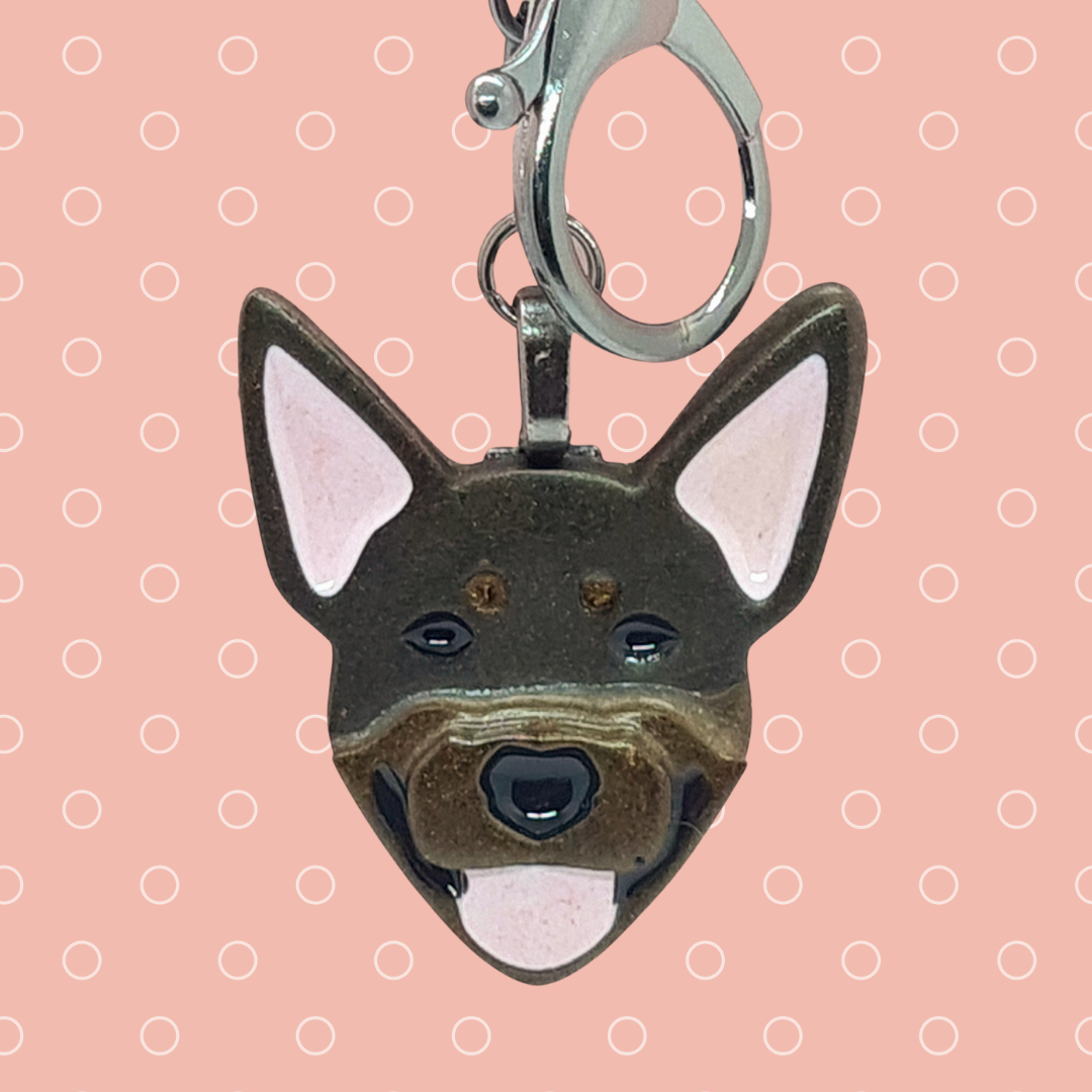 Golden Retriever Keyring - Emily and Woo